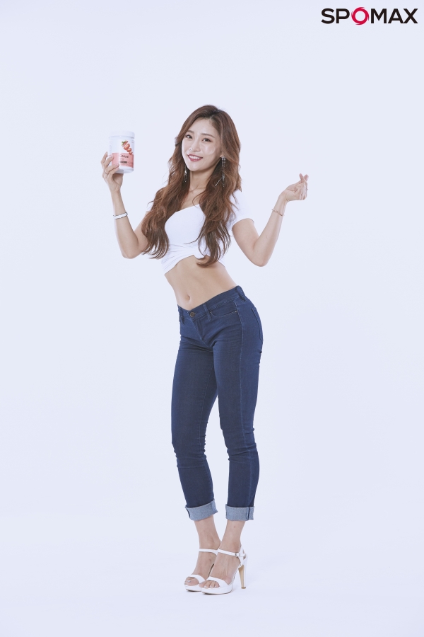 머슬마니아 윤다연-정유승-정채아, 식사대용 쉐이크 '큐밀'모델 발탁