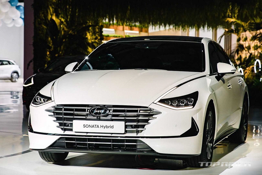 쏘나타(DN8) 하이브리드, 복합연비는 20.1km/L