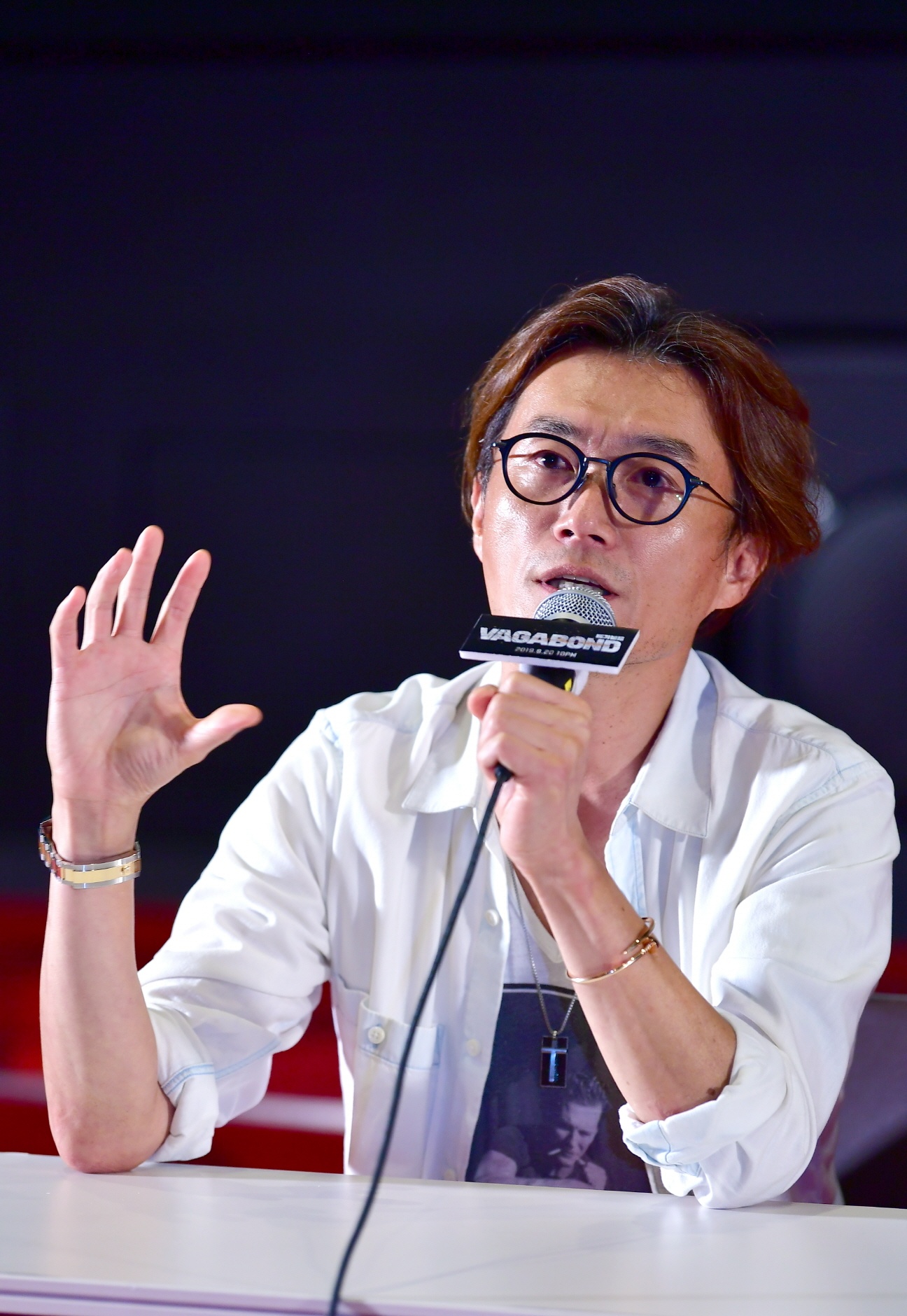 "Real Action ," Vaga Bond ' Lee Seung-gi - praise poured on Bae Suzy