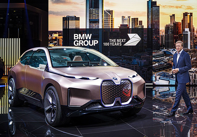 BMW I NEXT와 M NEXT가 지향하는 자동차의 미래상은? | 글로벌오토뉴스