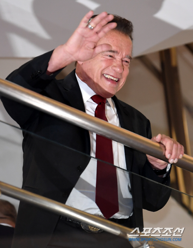 " The Terminator 's sunny look."