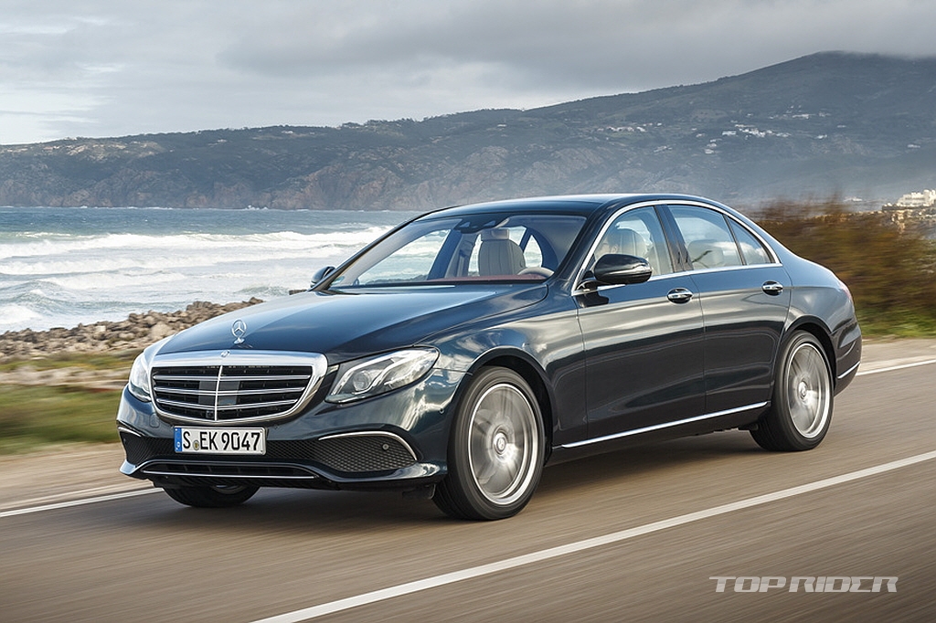 벤츠 E300e 익스클루시브 출시, PHEV 적용 | 탑라이더