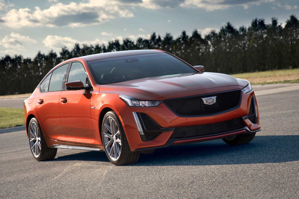 캐딜락 CT4-V, CT5-V 파격적인 가격, 5천만원대