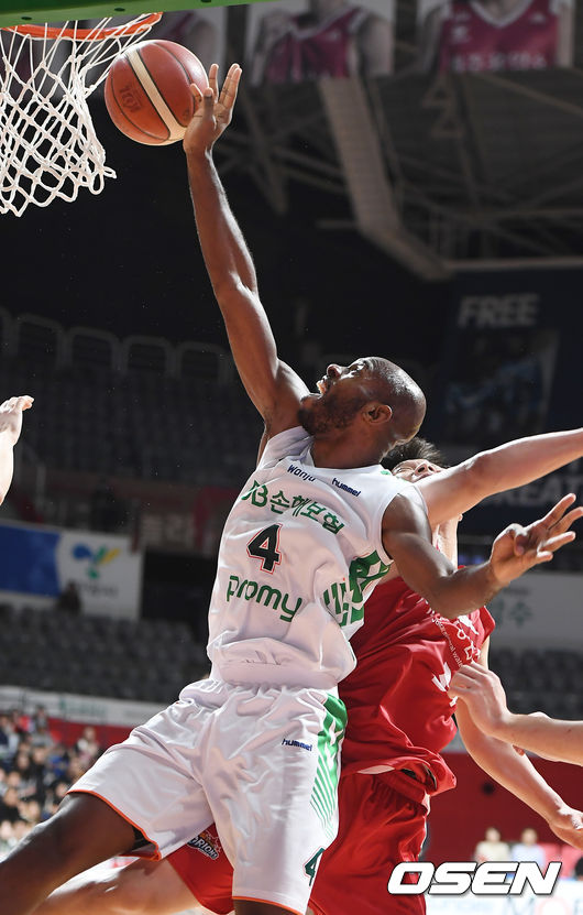 그린,'내가 더 높아' [사진]