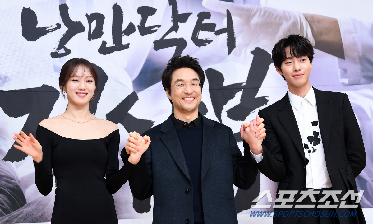 'Romantic Doctor Kim Sabu 2' Ahn Hyo-seop " Han Suk-kyu senior One ...