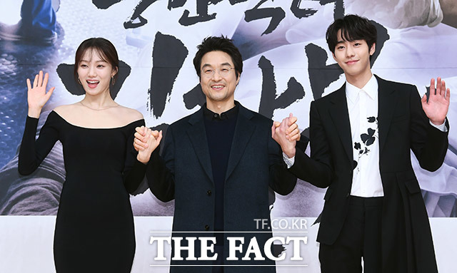 'Romantic Doctor Kim Sabu 2' Han Suk-kyu , 'Kim Sabu' Leadership in Reality
