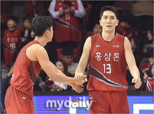 [MD포토] KGC '삼성에 73-67 승리'