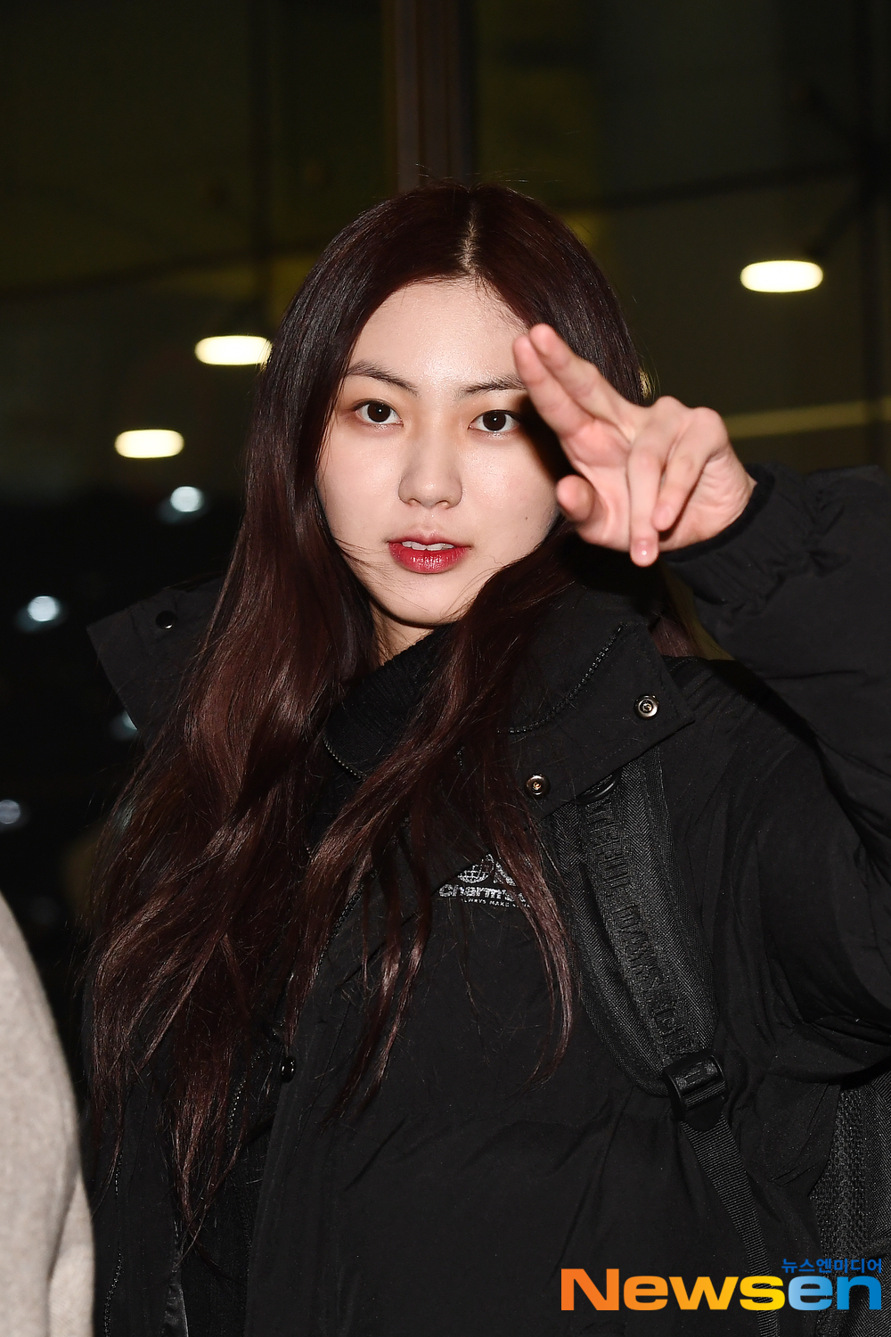 CLC 권은빈 '찌릿찌릿 인사'[포토엔HD]