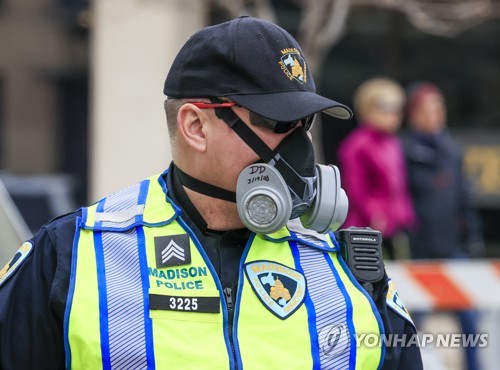 USA REOPEN WISCONSIN RALLY PANDEMIC CORONAVIRUS COVID19