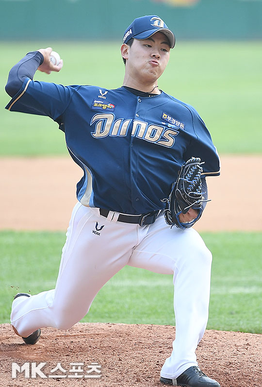 역투하는 NC 송명기 [MK포토]