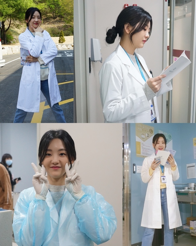 'Sweet' Jo Yi-hyun behind-cut, Sangbangbalal trainee Jang Yoon-bok charm