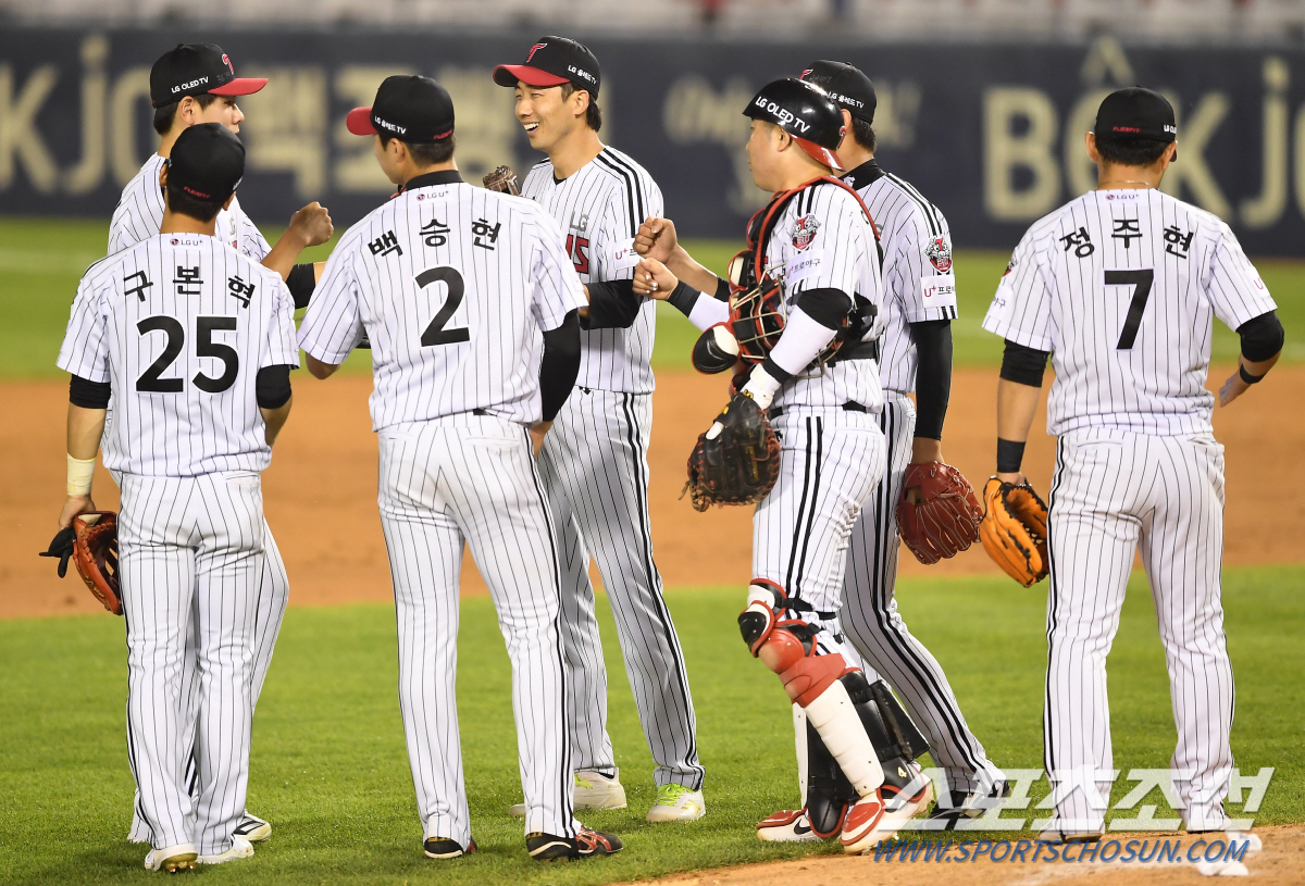 [포토] LG, 기분 좋은 승리