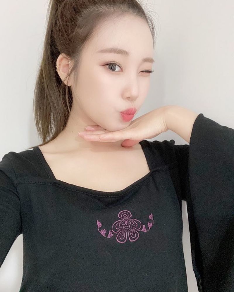 Momo Land JooE 'became prettier' with fresh Vitamin visuals