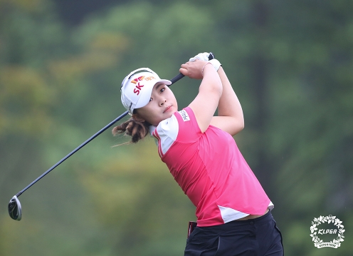 '장타자' 김지영2 프로의 티샷 [KLPGA BC카드·한경 레이디스컵]