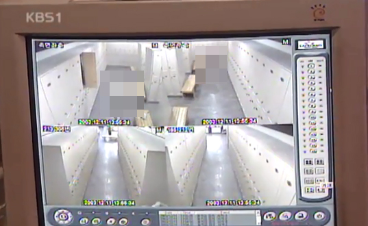 여대생들이 남탕 CCTV 영상 공유? 알고보니 '2003년 뉴스 화면'