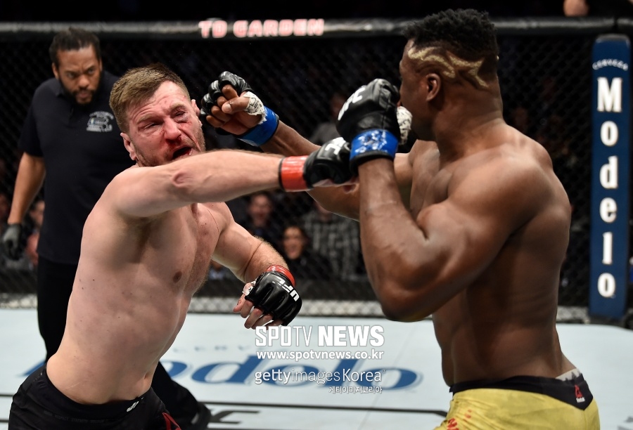 [오늘의 UFC(9/1)] DC "미오치치, 은가누에게 KO될 수도"