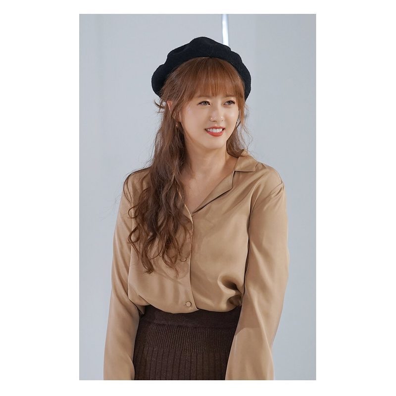 Go Ah-ra , isn't that a fairy? Even if you build Smile , you can make ...