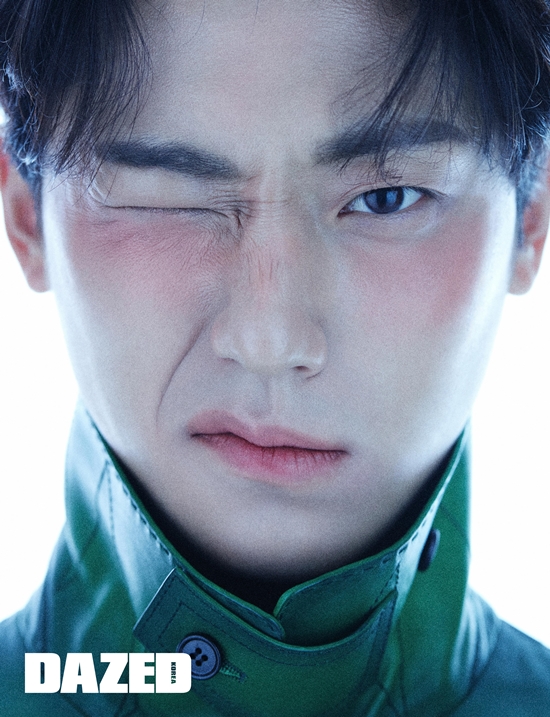' Top-trend ' Lee Do-hyun , masculine charm...The more you see, the ...