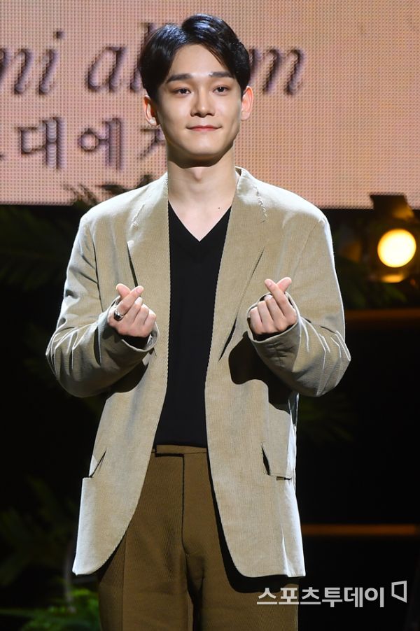 "Hello in a More Growing Shape" EXO Chen , Enlisted Today (26th ...