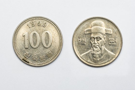100원 동전 속 이순신 얼굴 결국 바꾼다 5000원·1만원·5만원권도 교체할 듯