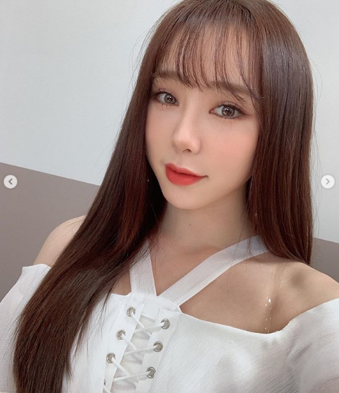 Flexible jung , Lotto Singer ' scrambled... Selfie reveals with eyes ...