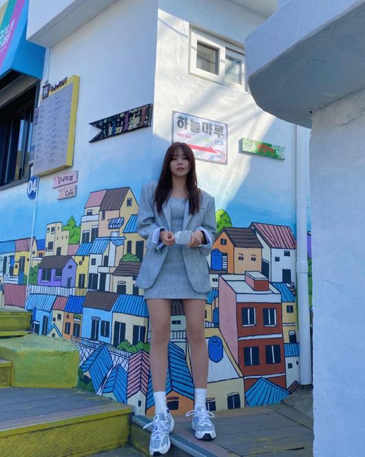 '163cm·49kg' 한보름, 킬힐 없어도 매끈한 11자 각선미