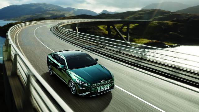 기아, 연비 18km/L 'K8 하이브리드' 출시