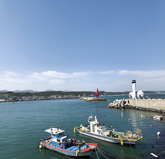 부산 기장 여행..숲에서 쉬고, 등대를 보며 삶의 방향을 찾는다