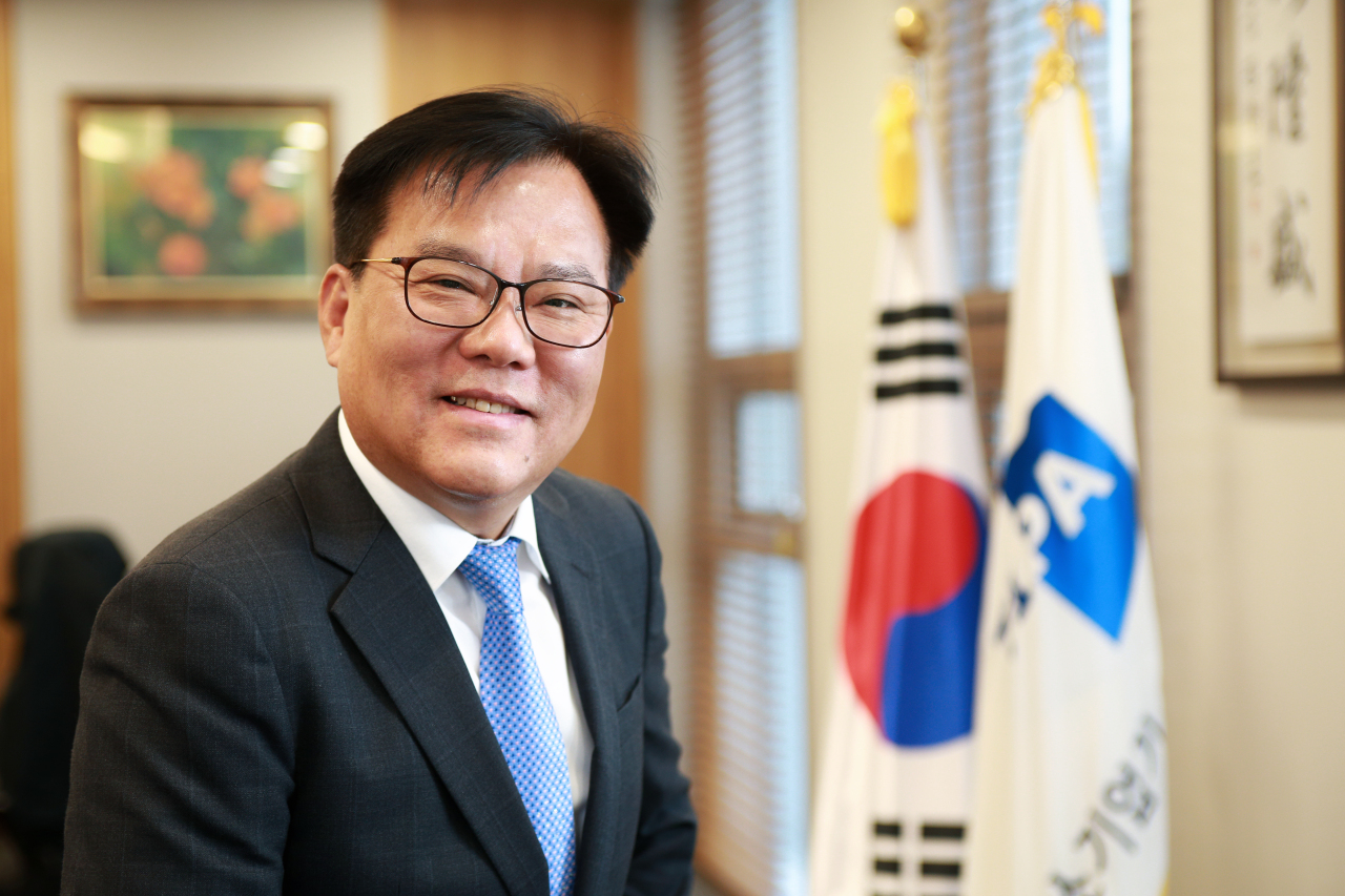 [Contribution] Creating a supporting ecosystem for innovative venture ...