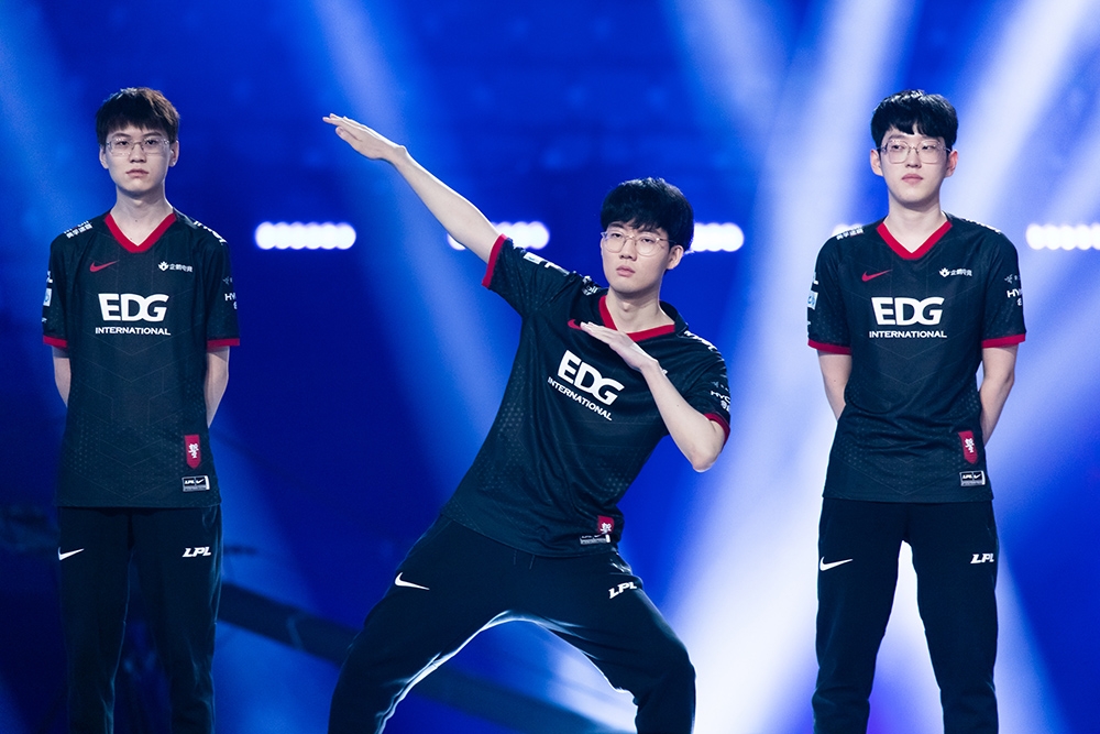 [LPL 노트] '바이퍼' 박도현, "원래 '쇼메이커' 선수 포즈 하려고.."