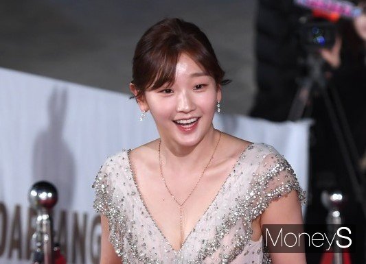 갑상선 유두암 수술 박소담 코로나19 완치 건강 양호