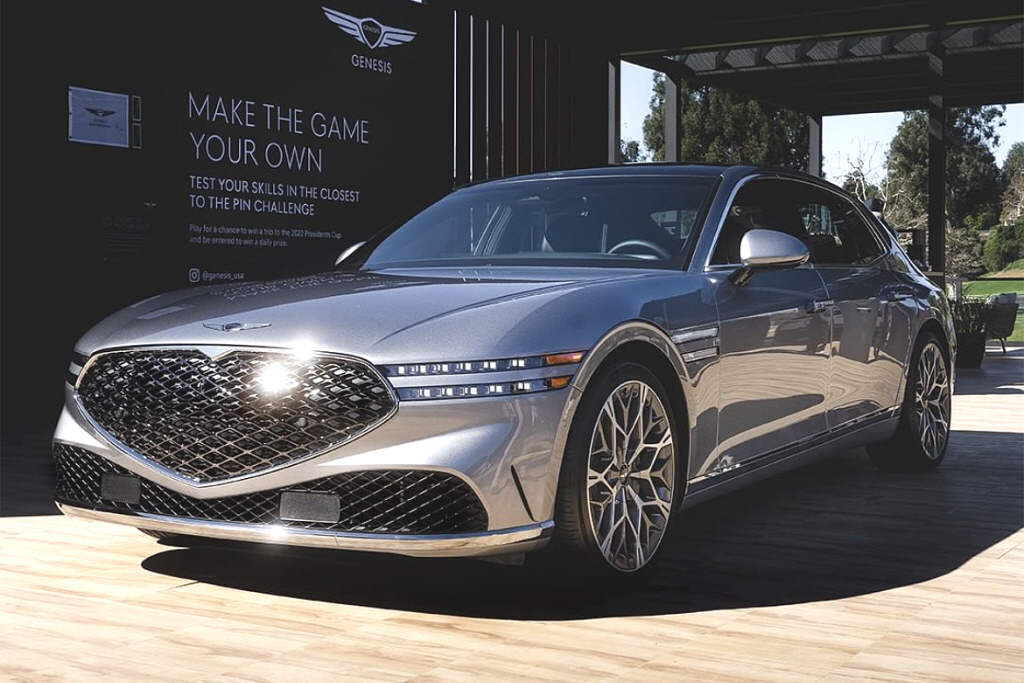 제네시스 G90, 미국에선 멋진 21인치 휠 달았다 | 탑라이더