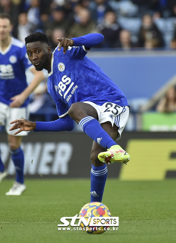 [EPL 28R] '반스 결승골+탄탄 수비' 레스터, 리즈에 1-0 승리