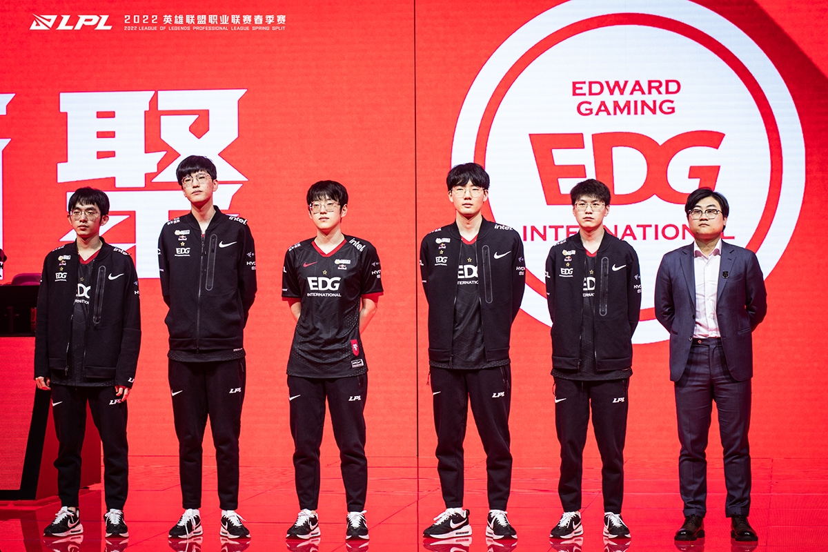 [LPL 돋보기] 주춤한 EDG, 하위권 AL에 충격패