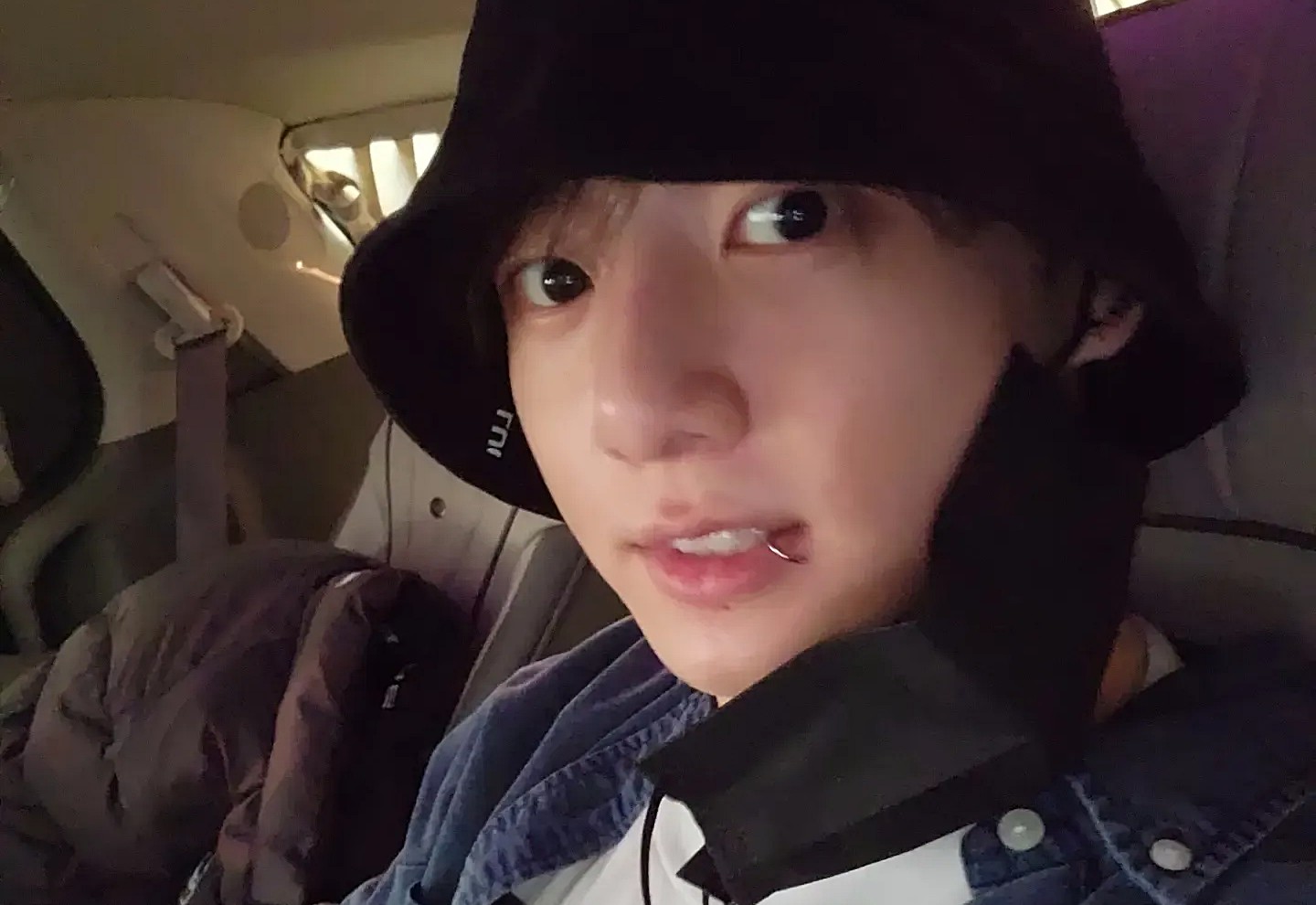 방탄소년단 정국 콘서트 D 1 심쿵 셀카 아미들의 남친짤 [리포트 컷]