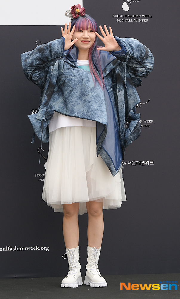 Badalee, 즐거운 인사 [포토엔HD]