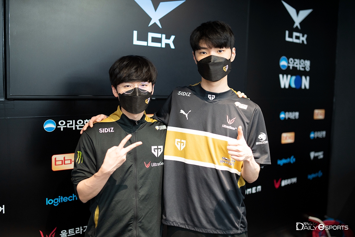 [LCK PO] '피넛' 한왕호, "결승 간 거보다 5세트 승리가 행복"