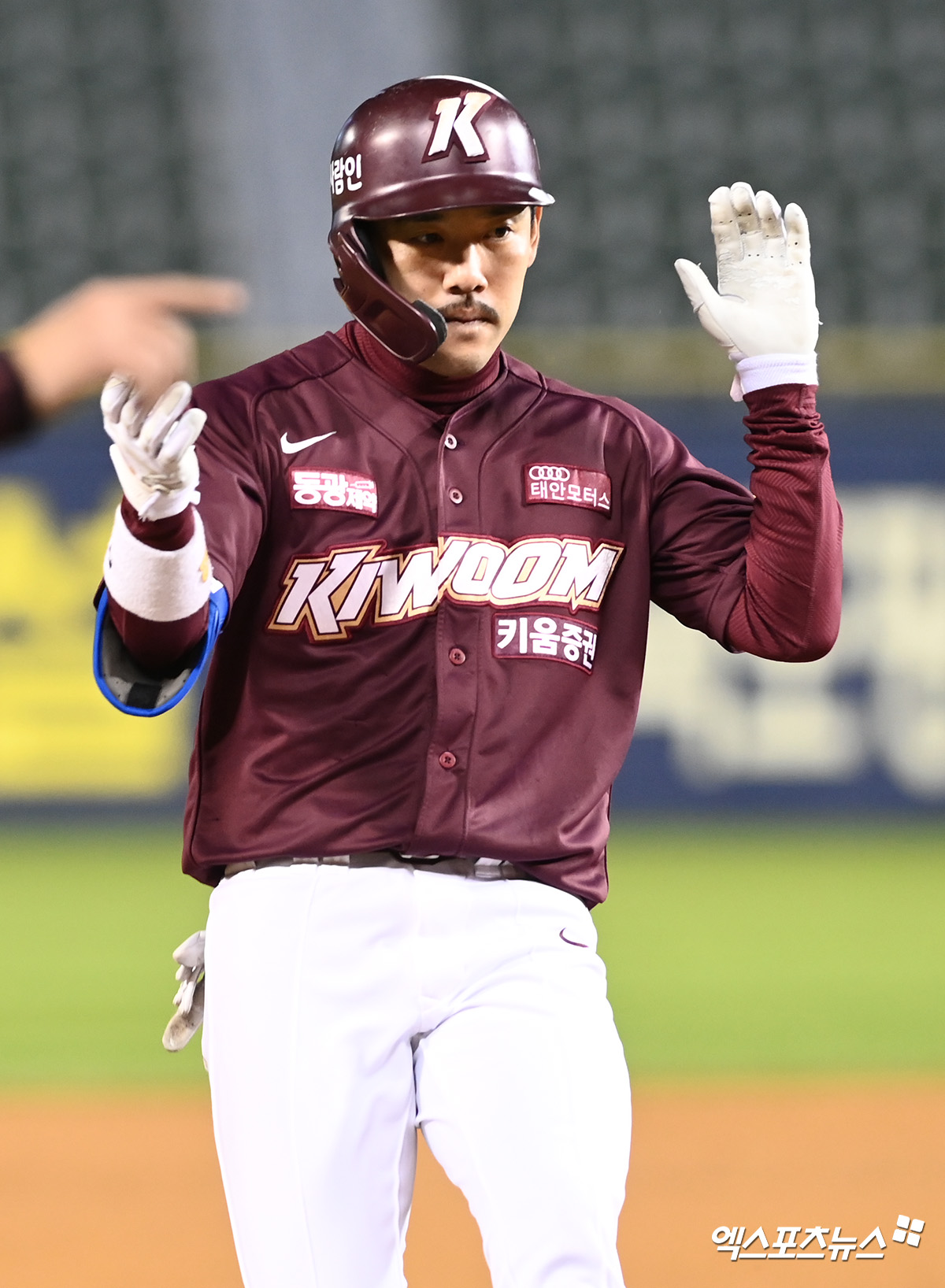 키움 이용규, KBO 역대 15번째 2000안타 '-5'