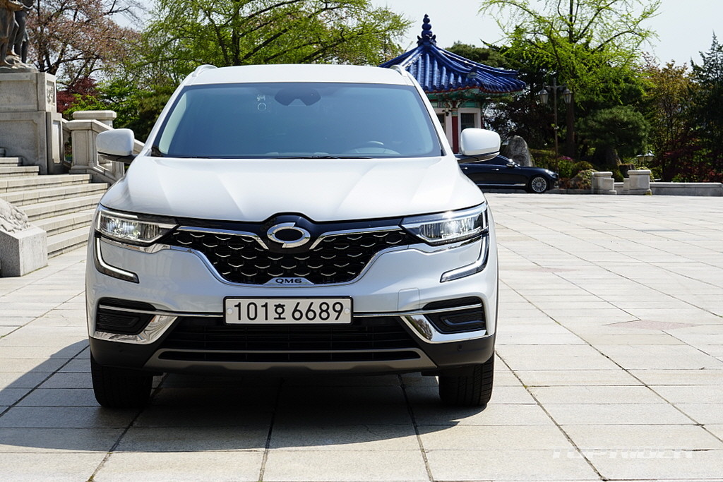 [시승기] QM6 2022년형, 여유로운 공간 활용이 강점 | 탑라이더