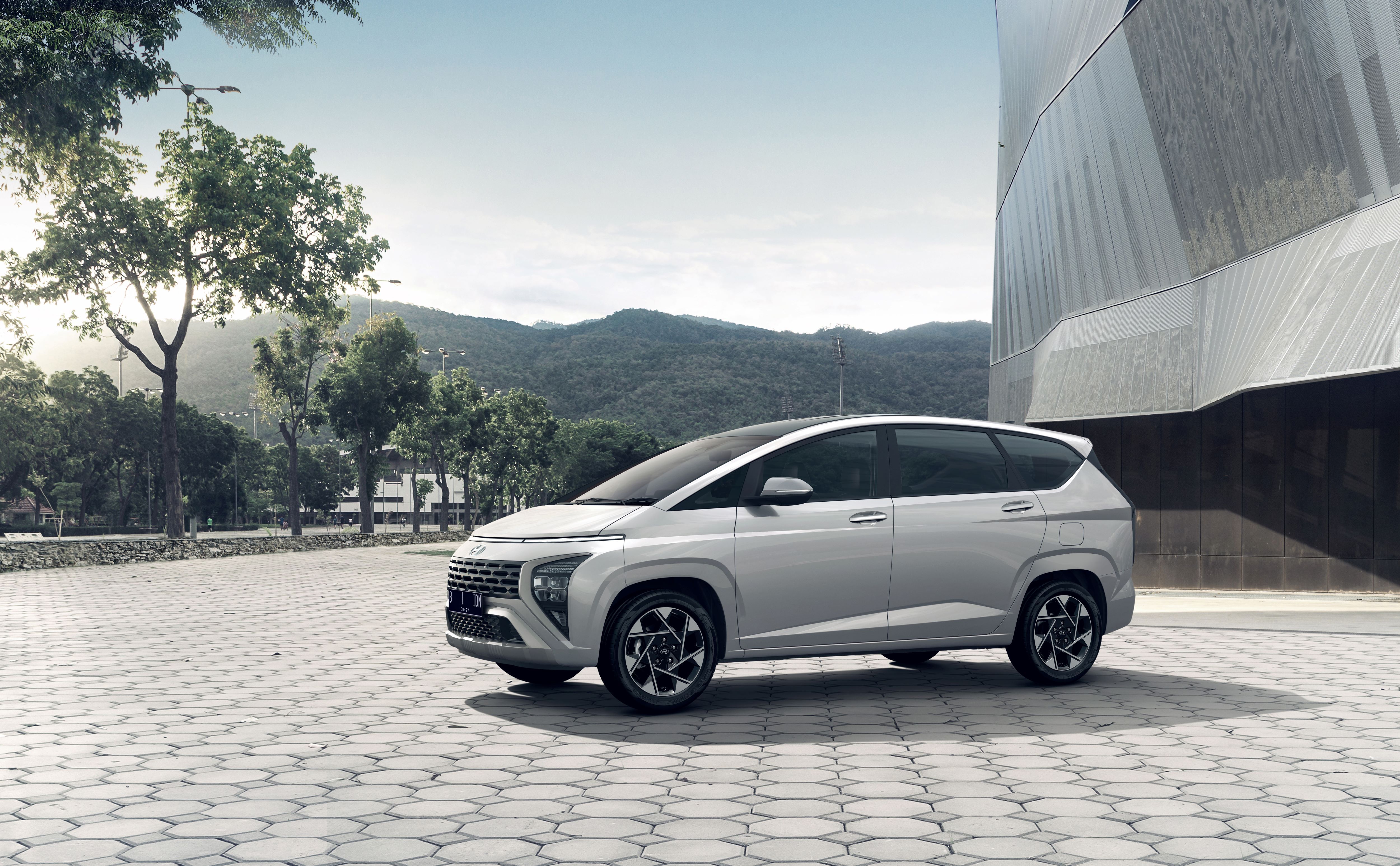 현대차, 동남아시장 겨냥한 소형MPV '스타게이저' 공개