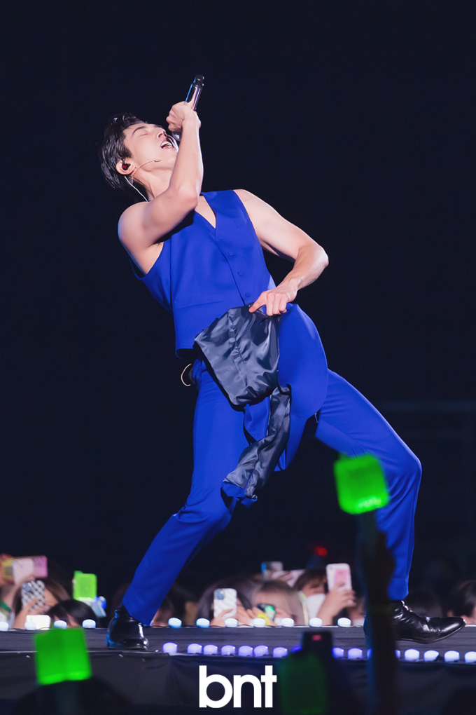 [bnt포토] 동방신기 유노윤호 '아~ 분위기에 취한다'