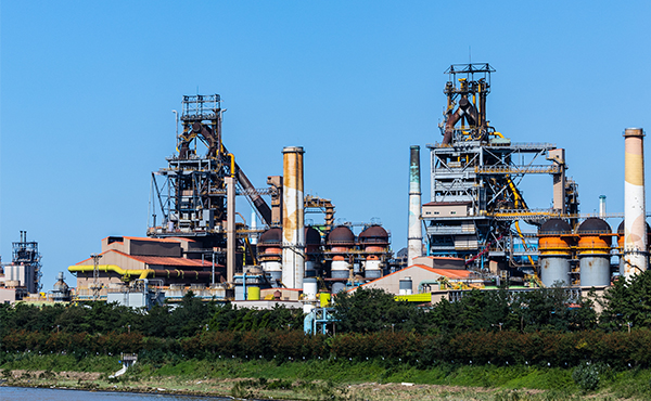 Typhoon-hit POSCO steel plant comes to complete halt for first time