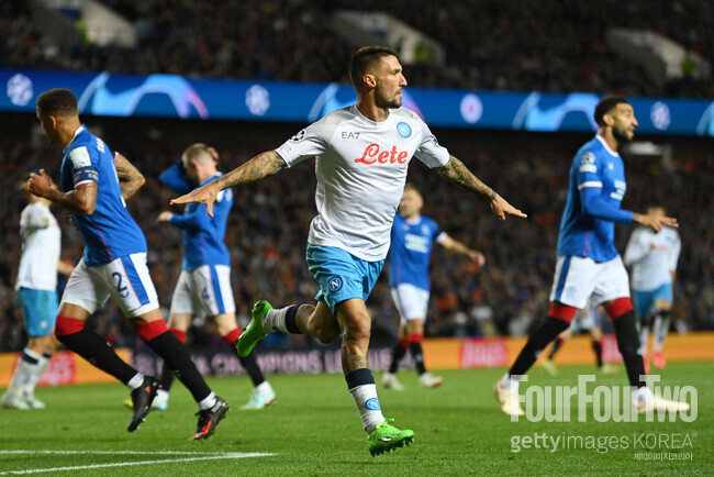 [ucl.review] PK 2번 실축은 없다..나폴리, 레인저스 3-0으로 잡으며 조 1위 유지
