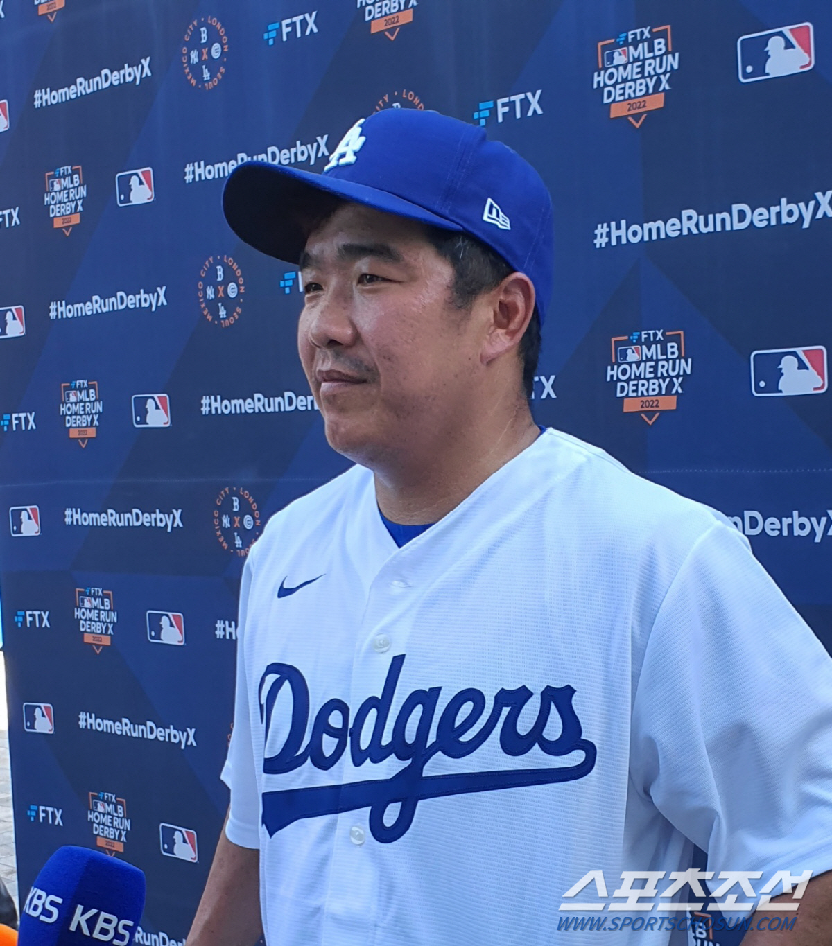 KBO 홈런왕 안타왕 꺾어 우승 차지한 정근우 "아무나 들어와라"[MLB홈런더비]