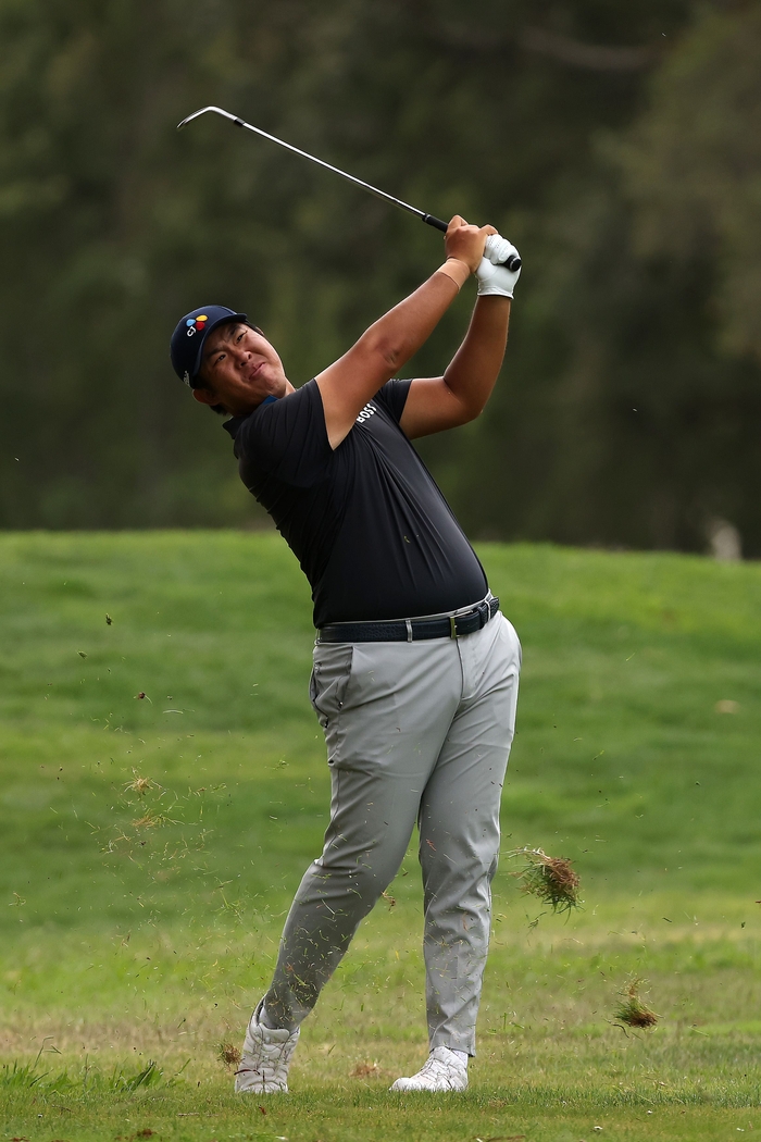 안병훈 PGA투어 첫 우승 희망.. 시즌 개막전 3R 2타차 4위 "하루 더 남았고, 감도 좋다" 자신감