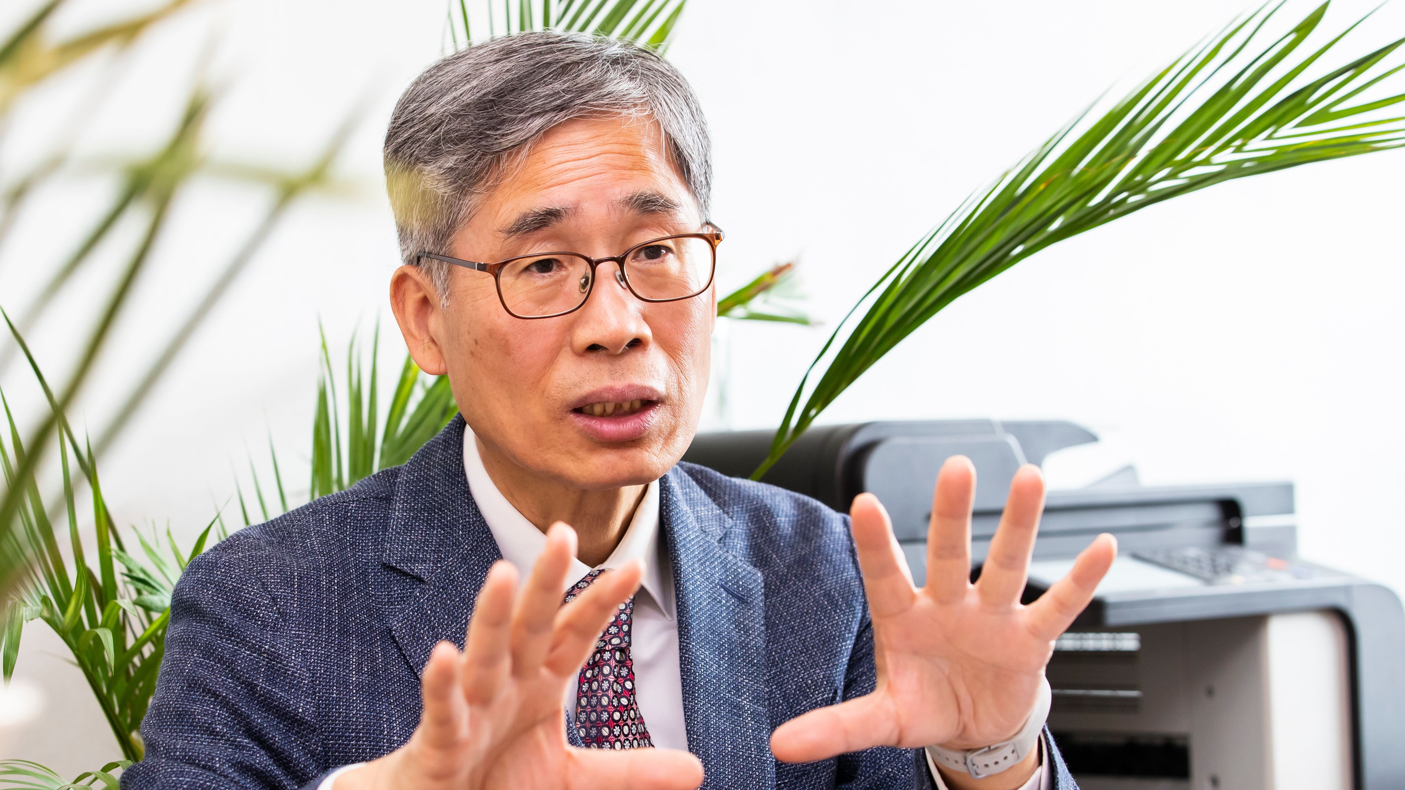 '尹 공개 지지' 신평, 교육부 사학분쟁조정위원회 위원 위촉