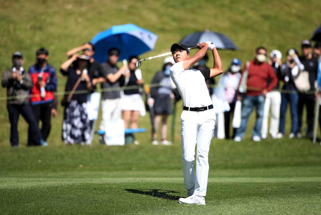 문도엽, DGB금융그룹 오픈 3R 선두 도약..코리안투어 3승 정조준