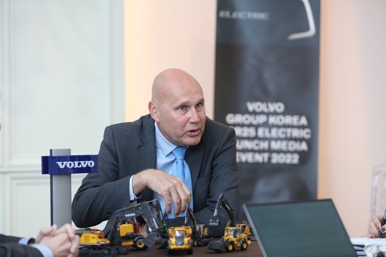 Volvo Construction Equipment's electric excavator paves way for green ...