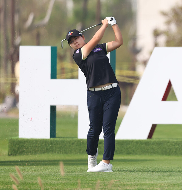 홍정민, 하나금융그룹 챔피언십 1R 선두..유해란·배수연 1타차 [KLPGA]