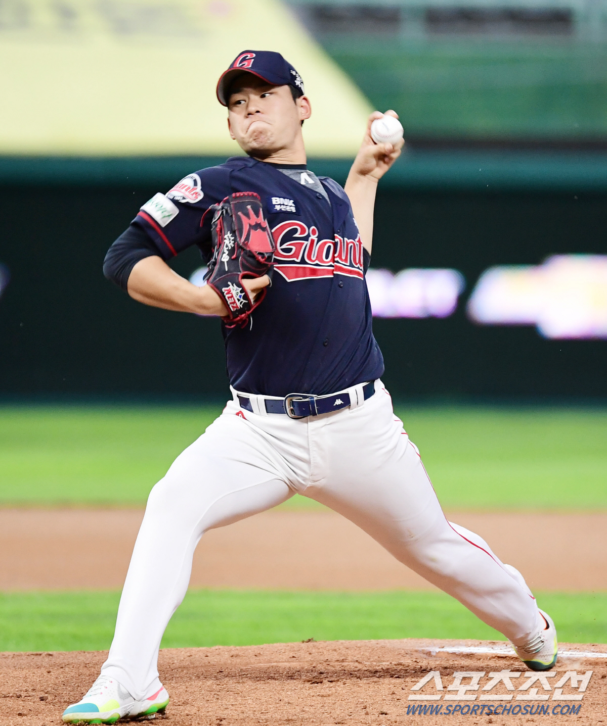 "의심의 여지없다" 155km+19세 신인, 선발후보 급부상..롯데의 '방향성' 증명할까 [SC초점]